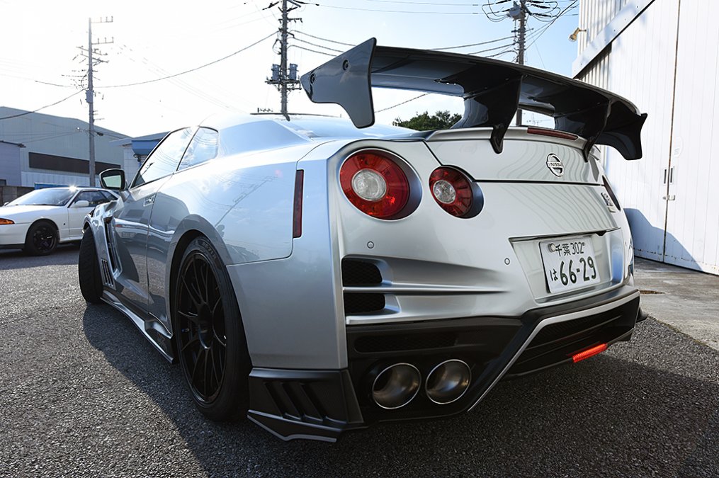 [Sold]TS R35 SN Edition Silver #2 – TOPSECRET