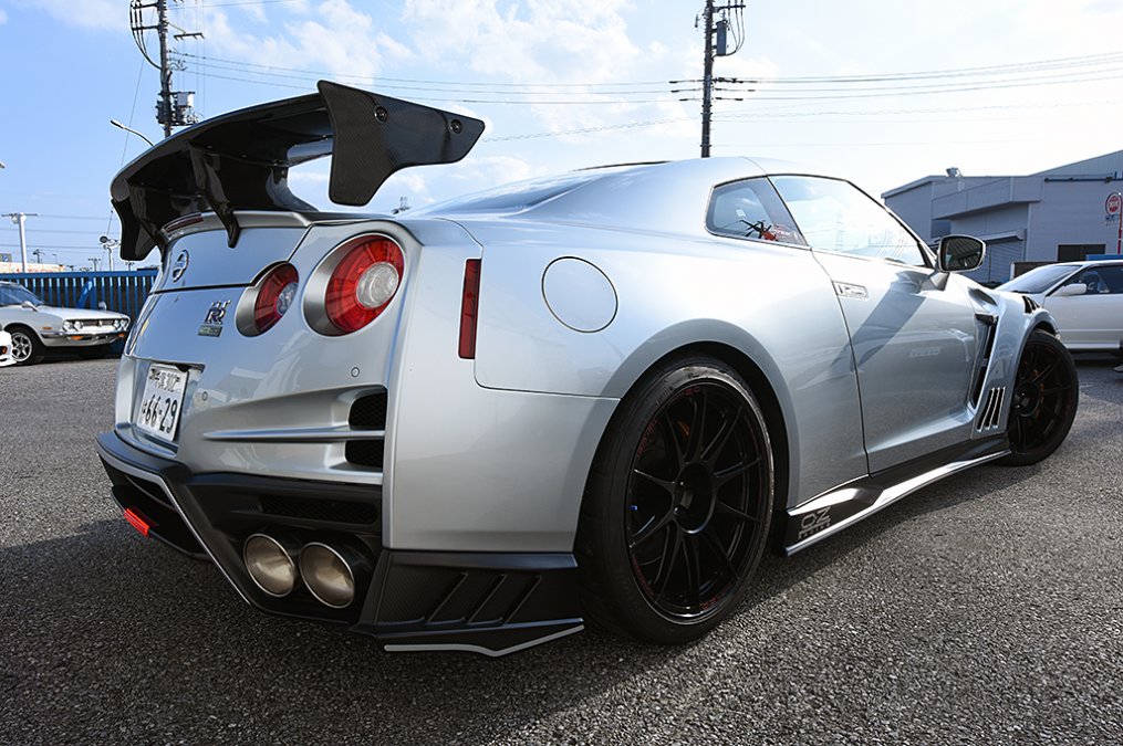 [Sold]TS R35 SN Edition Silver #2 – TOPSECRET