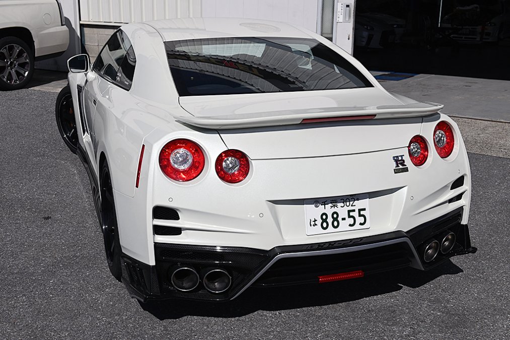 [Sold]TS R35 SN Edition White #2 Flat Rear Wing – TOPSECRET