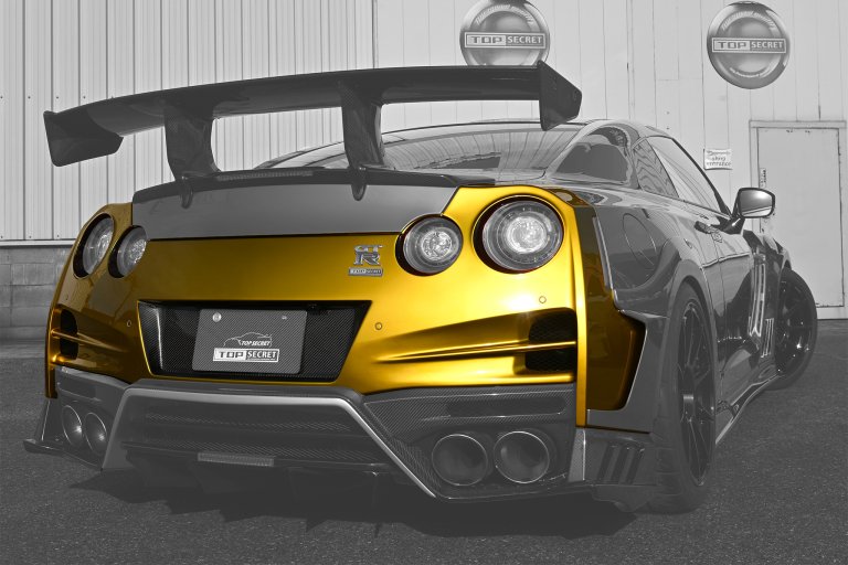 R35 M17 ドライカーボンリヤアンダーディフューザー – TOPSECRET