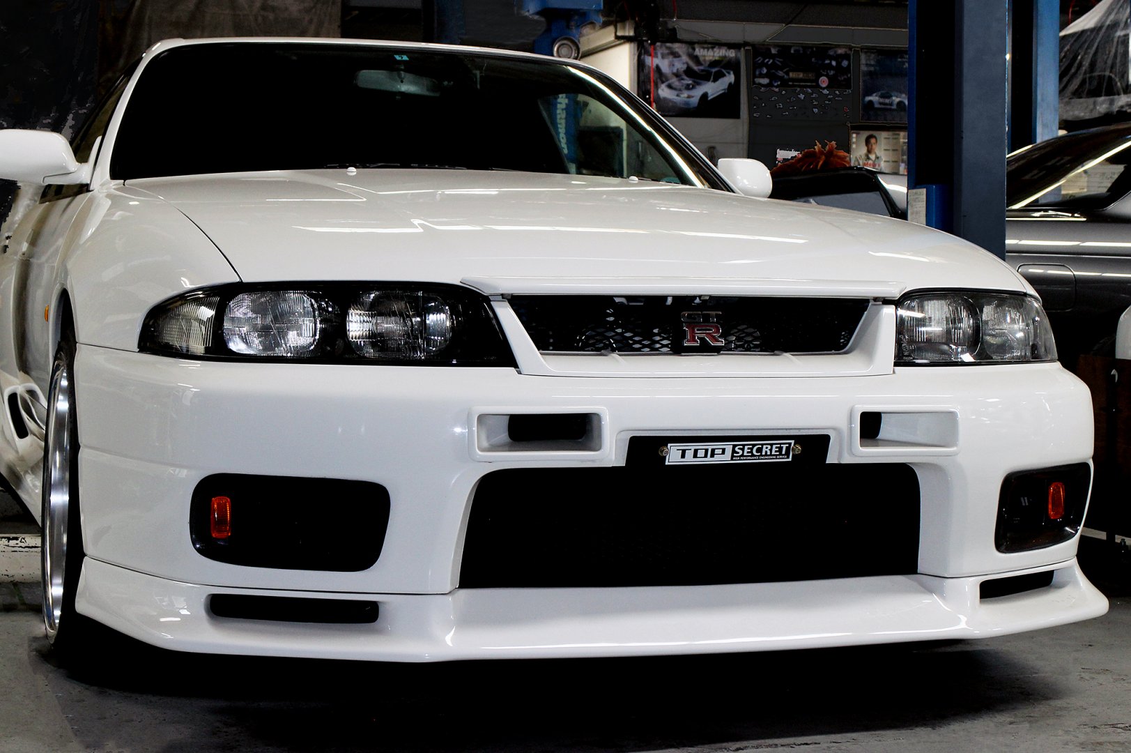 [Sold]TS BCNR33 GT-R 400R White – TOPSECRET
